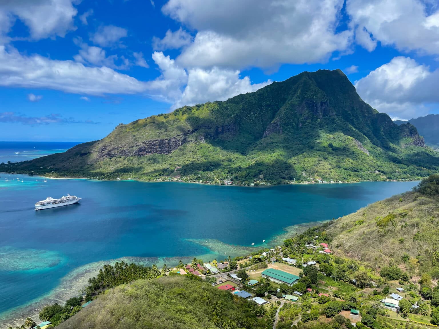 The Best Things to do in Mo’orea: A Mo’orea Itinerary - Eat Sleep ...